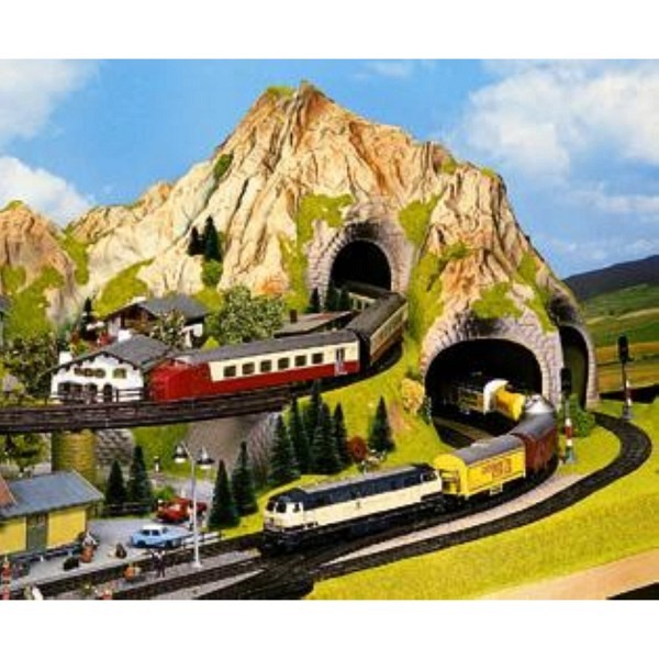 Fertiggelände "Mittenwald", 200 x 120 cm, 41 cm hoch | NOCH | NOCH ...